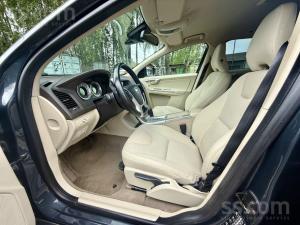 Melns Volvo XC60 2011 Rīga, ar dzinēja tilpumu 2.00 L un nobraukumu 0 tūkst. km par 6990 €, foto 10 vietnē AUTOMOTO.COM.LV