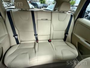 Melns Volvo XC60 2011 Rīga, ar dzinēja tilpumu 2.00 L un nobraukumu 0 tūkst. km par 6990 €, foto 19 vietnē AUTOMOTO.COM.LV