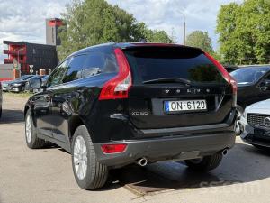 Melns Volvo XC60 2011 Rīga, ar dzinēja tilpumu 2.40 L un nobraukumu 0 tūkst. km par 6800 €, foto 4 vietnē AUTOMOTO.COM.LV