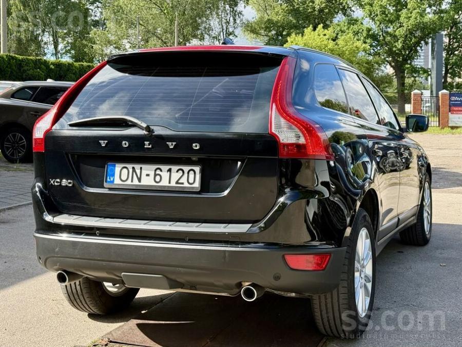 Melns Volvo XC60 2011 Rīga, ar dzinēja tilpumu 2.40 L un nobraukumu 0 tūkst. km par 6800 €, foto 5 vietnē AUTOMOTO.COM.LV