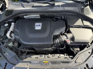 Melns Volvo XC60 2011 Rīga, ar dzinēja tilpumu 2.40 L un nobraukumu 0 tūkst. km par 6800 €, foto 13 vietnē AUTOMOTO.COM.LV
