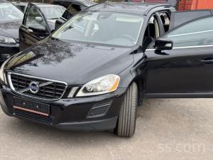 Black Volvo XC60 2011 in Riga, with an engine capacity of 2.00 L and mileage of 209 thousand km for 8100 €, photo  on AUTOMOTO.COM.LV