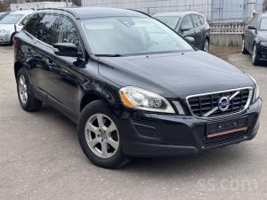 Melns Volvo XC60 2011 Rīga, ar dzinēja tilpumu 2.00 L un nobraukumu 209 tūkst. km par 8100 €, foto 4 vietnē AUTOMOTO.COM.LV