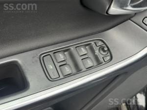 Melns Volvo XC60 2011 Rīga, ar dzinēja tilpumu 2.00 L un nobraukumu 209 tūkst. km par 8100 €, foto 14 vietnē AUTOMOTO.COM.LV