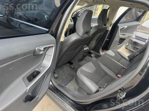 Melns Volvo XC60 2011 Rīga, ar dzinēja tilpumu 2.00 L un nobraukumu 209 tūkst. km par 8100 €, foto 15 vietnē AUTOMOTO.COM.LV