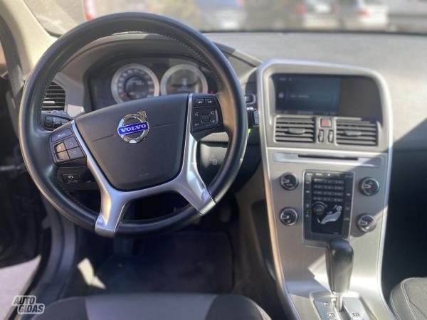 Black Volvo XC60 2011 in Vilnius, with an engine capacity of 2.00 L and mileage of 264 thousand km for 8300 €, photo 10 on AUTOMOTO.COM.LV