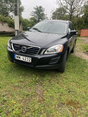 Melns Volvo XC60 2011 Rīga, ar dzinēja tilpumu 2.00 L un nobraukumu 365 tūkst. km par 5900 €, foto  vietnē AUTOMOTO.COM.LV