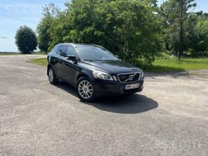 Melns Volvo XC60 2011 Rīga, ar dzinēja tilpumu 2.00 L un nobraukumu 365 tūkst. km par 6200 €, foto 1 vietnē AUTOMOTO.COM.LV