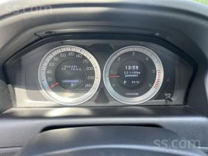Melns Volvo XC60 2011 Rīga, ar dzinēja tilpumu 2.00 L un nobraukumu 365 tūkst. km par 6200 €, foto 5 vietnē AUTOMOTO.COM.LV