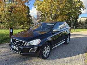 Black Volvo XC60 2011 in Rezekne, with an engine capacity of 2.00 L and mileage of 315 thousand km for 8900 €, photo 1 on AUTOMOTO.COM.LV