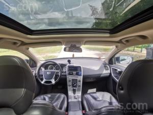Melns Volvo XC60 2011 Rīga, ar dzinēja tilpumu 2.00 L un nobraukumu 339 tūkst. km par 6800 €, foto 8 vietnē AUTOMOTO.COM.LV