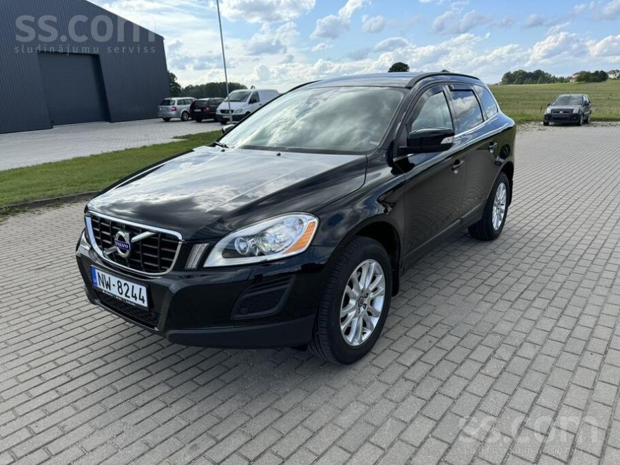 Melns Volvo XC60 2011 Talsi, ar dzinēja tilpumu 2.00 L un nobraukumu 246 tūkst. km par 10600 €, foto 1 vietnē AUTOMOTO.COM.LV