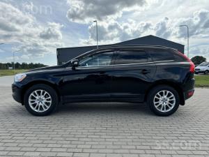 Melns Volvo XC60 2011 Talsi, ar dzinēja tilpumu 2.00 L un nobraukumu 246 tūkst. km par 10600 €, foto 4 vietnē AUTOMOTO.COM.LV