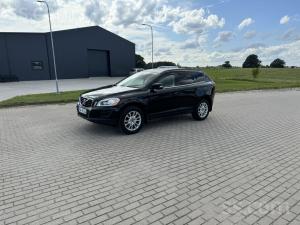 Melns Volvo XC60 2011 Talsi, ar dzinēja tilpumu 2.00 L un nobraukumu 246 tūkst. km par 10600 €, foto 10 vietnē AUTOMOTO.COM.LV