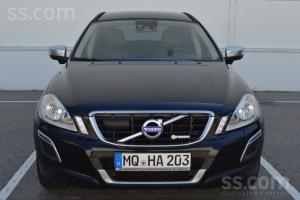 Melns Volvo XC60 2011 Rīga, ar dzinēja tilpumu 2.40 L un nobraukumu 308 tūkst. km par 8950 €, foto 3 vietnē AUTOMOTO.COM.LV