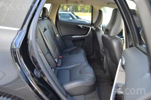 Melns Volvo XC60 2011 Rīga, ar dzinēja tilpumu 2.40 L un nobraukumu 308 tūkst. km par 8950 €, foto 13 vietnē AUTOMOTO.COM.LV