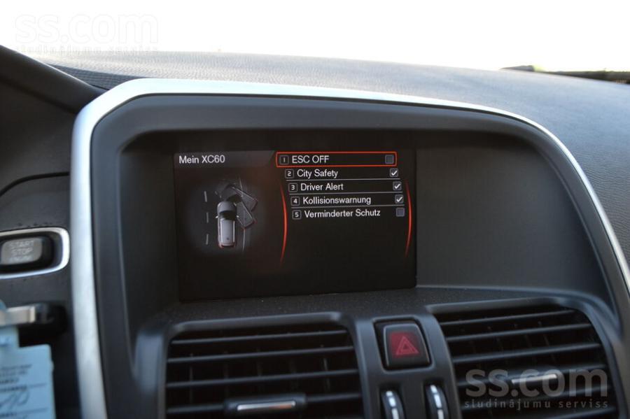Melns Volvo XC60 2011 Rīga, ar dzinēja tilpumu 2.40 L un nobraukumu 308 tūkst. km par 8950 €, foto 18 vietnē AUTOMOTO.COM.LV