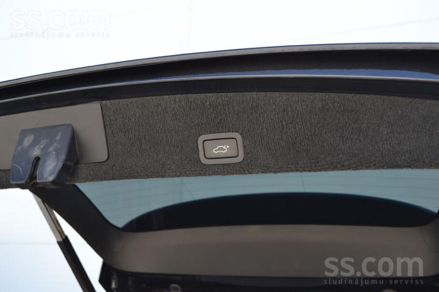 Melns Volvo XC60 2011 Rīga, ar dzinēja tilpumu 2.40 L un nobraukumu 308 tūkst. km par 8950 €, foto 32 vietnē AUTOMOTO.COM.LV