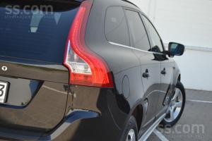 Melns Volvo XC60 2011 Rīga, ar dzinēja tilpumu 2.40 L un nobraukumu 308 tūkst. km par 8950 €, foto 33 vietnē AUTOMOTO.COM.LV