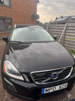 Melns Volvo XC60 2011 Marijampole, ar dzinēja tilpumu 2.40 L un nobraukumu 329 tūkst. km par 6800 €, foto 6 vietnē AUTOMOTO.COM.LV