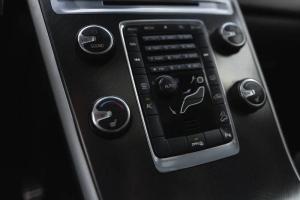 Черный Вольво ХС60 2011 в Елгава, объемом двигателя 2.40 л и пробегом 255 тыс. км за 9990 €, фото 22 на AUTOMOTO.COM.LV