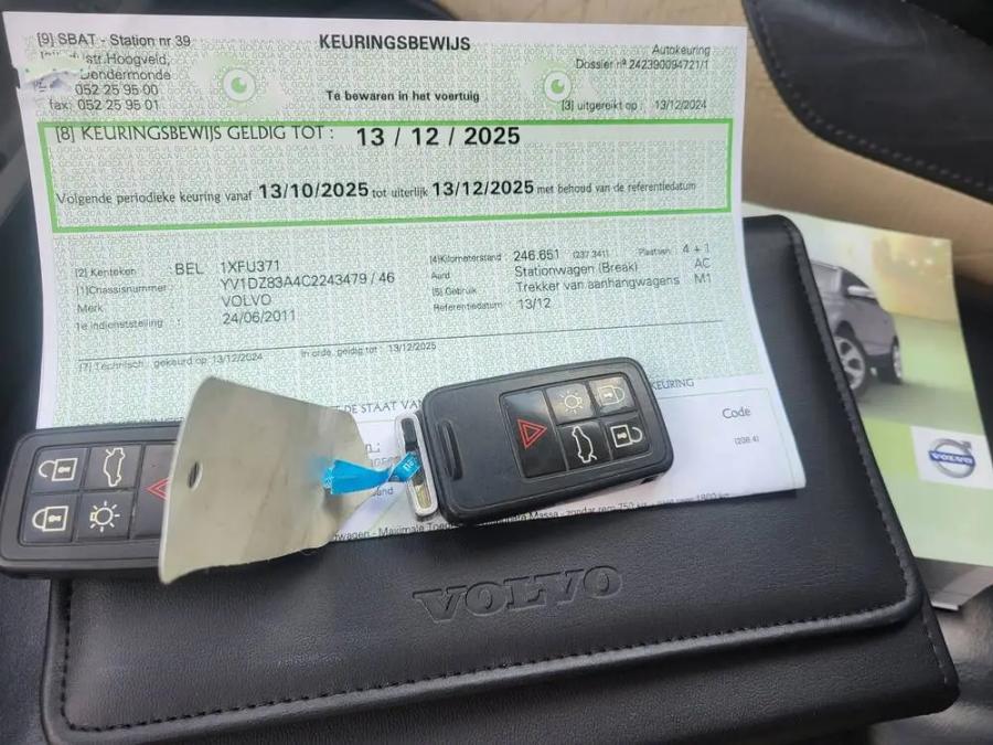 Черный Вольво ХС60 2011 в Елгава, объемом двигателя 2.40 л и пробегом 255 тыс. км за 9990 €, фото 29 на AUTOMOTO.COM.LV
