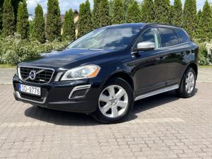 Black Volvo XC60 2011 in Riga, with an engine capacity of 2.40 L and mileage of 353 thousand km for 7990 €, photo 4 on AUTOMOTO.COM.LV