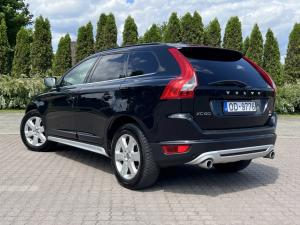 Black Volvo XC60 2011 in Riga, with an engine capacity of 2.40 L and mileage of 353 thousand km for 7990 €, photo 7 on AUTOMOTO.COM.LV