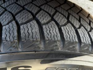Black Volvo XC60 2011 in Riga, with an engine capacity of 2.40 L and mileage of 353 thousand km for 7990 €, photo 20 on AUTOMOTO.COM.LV
