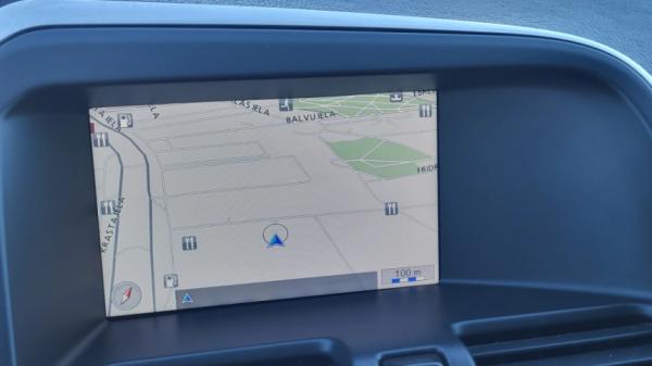 Melns Volvo XC60 2011 Rīga, ar dzinēja tilpumu 2.00 L un nobraukumu 278 tūkst. km par 10900 €, foto 10 vietnē AUTOMOTO.COM.LV