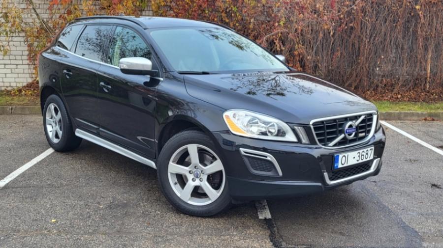Melns Volvo XC60 2011 Rīga, ar dzinēja tilpumu 2.00 L un nobraukumu 278 tūkst. km par 10900 €, foto 3 vietnē AUTOMOTO.COM.LV