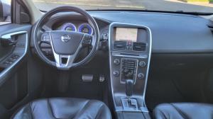 Melns Volvo XC60 2011 Rīga, ar dzinēja tilpumu 2.00 L un nobraukumu 278 tūkst. km par 10900 €, foto 8 vietnē AUTOMOTO.COM.LV