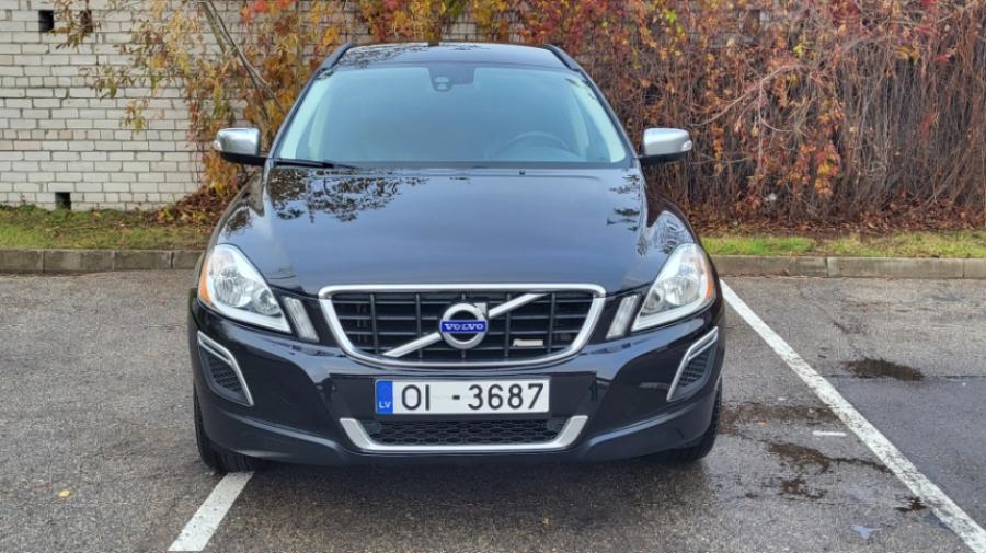 Melns Volvo XC60 2011 Rīga, ar dzinēja tilpumu 2.00 L un nobraukumu 278 tūkst. km par 10900 €, foto 23 vietnē AUTOMOTO.COM.LV