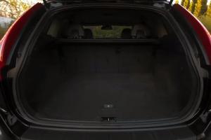 Black Volvo XC60 2011 in Jelgava, with an engine capacity of 2.00 L and mileage of 293 thousand km for 7900 €, photo 17 on AUTOMOTO.COM.LV