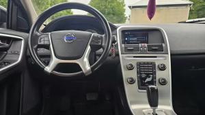 Melns Volvo XC60 2011 Rīga, ar dzinēja tilpumu 2.40 L un nobraukumu 339 tūkst. km par 7650 €, foto 27 vietnē AUTOMOTO.COM.LV