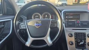 Melns Volvo XC60 2011 Rīga, ar dzinēja tilpumu 2.40 L un nobraukumu 339 tūkst. km par 7650 €, foto 30 vietnē AUTOMOTO.COM.LV