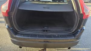 Melns Volvo XC60 2011 Rīga, ar dzinēja tilpumu 2.40 L un nobraukumu 339 tūkst. km par 7650 €, foto 52 vietnē AUTOMOTO.COM.LV