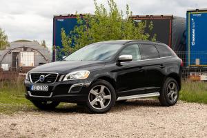 Black Volvo XC60 2011 in Riga, with an engine capacity of 2.00 L and mileage of 316 thousand km for 8495 €, photo 4 on AUTOMOTO.COM.LV