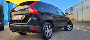 Black Volvo XC60 2011 in Riga, with an engine capacity of 2.40 L and mileage of 247 thousand km for 10200 €, photo 8 on AUTOMOTO.COM.LV