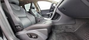 Black Volvo XC60 2011 in Riga, with an engine capacity of 2.40 L and mileage of 247 thousand km for 10200 €, photo 20 on AUTOMOTO.COM.LV