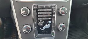 Black Volvo XC60 2011 in Riga, with an engine capacity of 2.40 L and mileage of 247 thousand km for 10200 €, photo 33 on AUTOMOTO.COM.LV