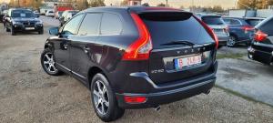 Black Volvo XC60 2011 in Riga, with an engine capacity of 2.40 L and mileage of 222 thousand km for 11900 €, photo 4 on AUTOMOTO.COM.LV
