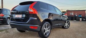 Black Volvo XC60 2011 in Riga, with an engine capacity of 2.40 L and mileage of 222 thousand km for 11900 €, photo 9 on AUTOMOTO.COM.LV