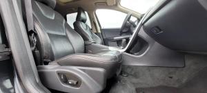 Black Volvo XC60 2011 in Riga, with an engine capacity of 2.40 L and mileage of 222 thousand km for 11900 €, photo 21 on AUTOMOTO.COM.LV