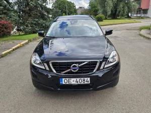 Melns Volvo XC60 2011 Jēkabpils, ar dzinēja tilpumu 2.40 L un nobraukumu 308 tūkst. km par 8400 €, foto 3 vietnē AUTOMOTO.COM.LV