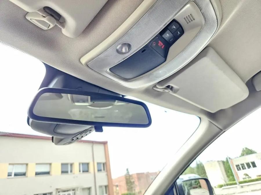 Melns Volvo XC60 2011 Jēkabpils, ar dzinēja tilpumu 2.40 L un nobraukumu 308 tūkst. km par 8400 €, foto 30 vietnē AUTOMOTO.COM.LV