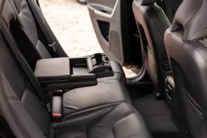 Melns Volvo XC60 2011 Rīga, ar dzinēja tilpumu 2.40 L un nobraukumu 222 tūkst. km par 10995 €, foto 9 vietnē AUTOMOTO.COM.LV
