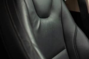 Melns Volvo XC60 2011 Rīga, ar dzinēja tilpumu 2.40 L un nobraukumu 222 tūkst. km par 10995 €, foto 30 vietnē AUTOMOTO.COM.LV