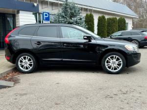 Black Volvo XC60 2011 in Riga, with an engine capacity of 2.40 L and mileage of 266 thousand km for 9399 €, photo 15 on AUTOMOTO.COM.LV