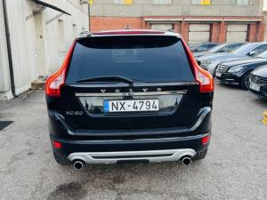 Melns Volvo XC60 2011 Rīga, ar dzinēja tilpumu 2.40 L un nobraukumu 266 tūkst. km par 10900 €, foto 14 vietnē AUTOMOTO.COM.LV